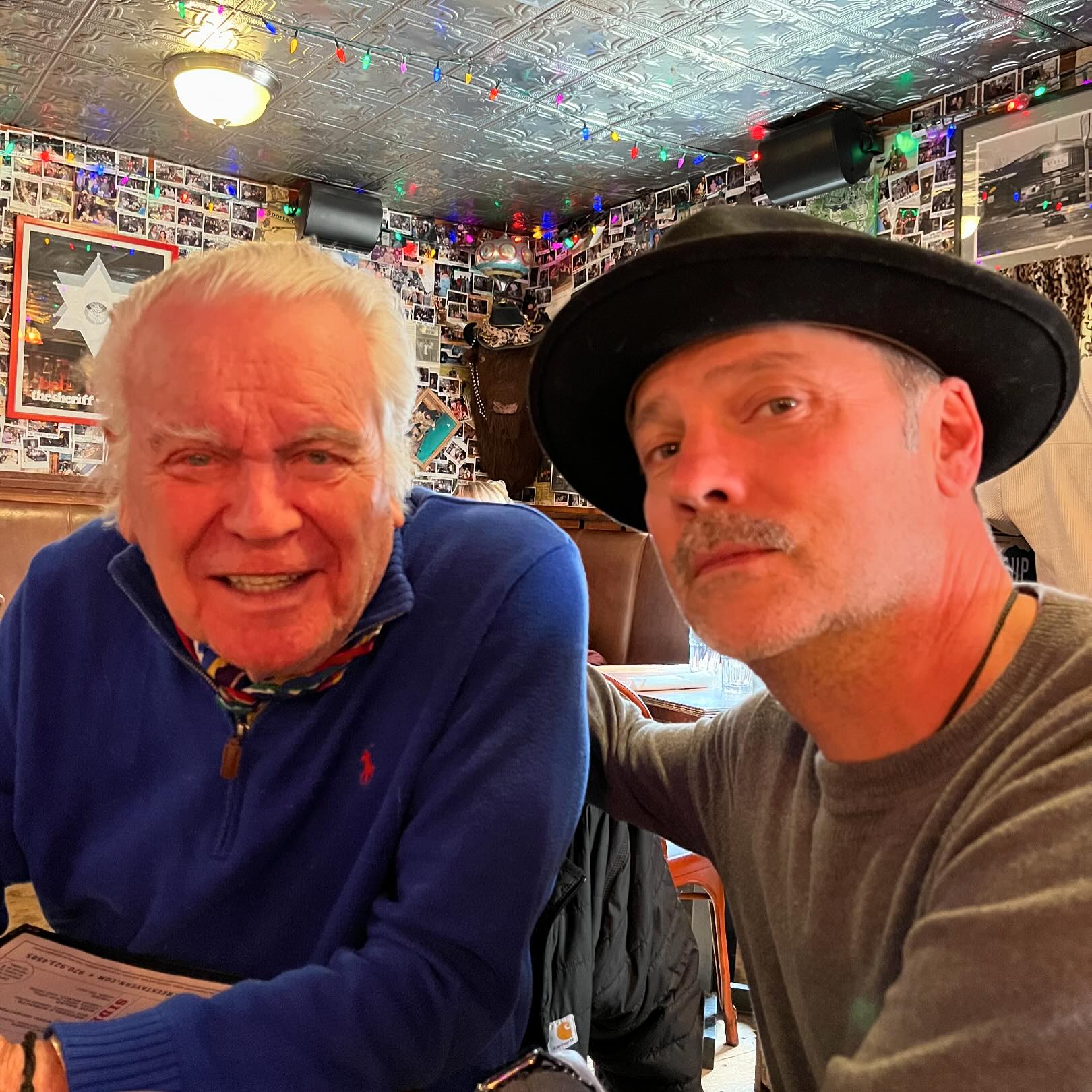 Robert Wagner – The Official Website